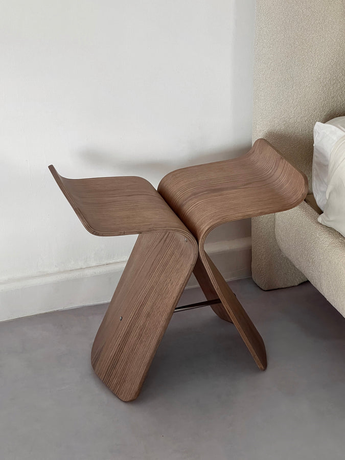 Butterfly Stool – CALIBER™